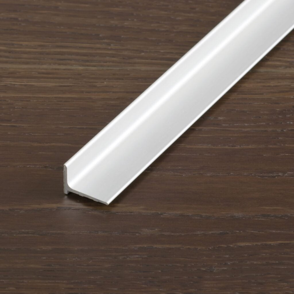 Vloerprofielen | RVS, messing of aluminium vloerprofiel | Mapro B.V.